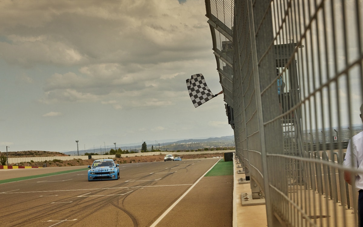 Milestone 100th podium finish for the Lynk & Co 03 TCR | Geely Group ...